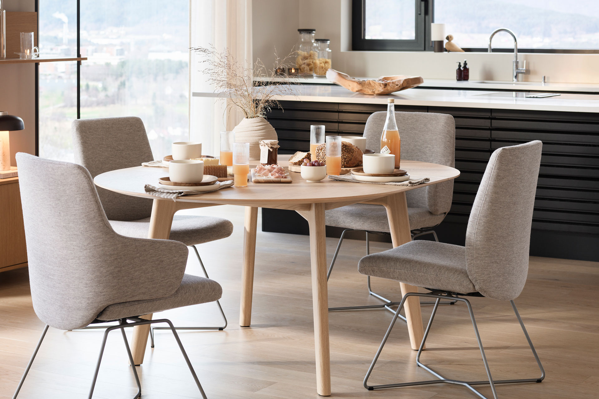 Stressless Dining | Chaises | Tables | Canapés